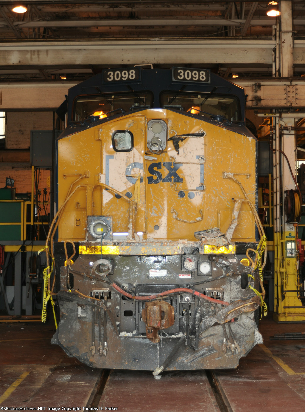 CSXT 3098 (ES44AH)